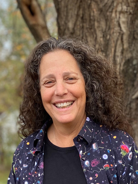 Leslie Kay – REDEFINING CLASSICS